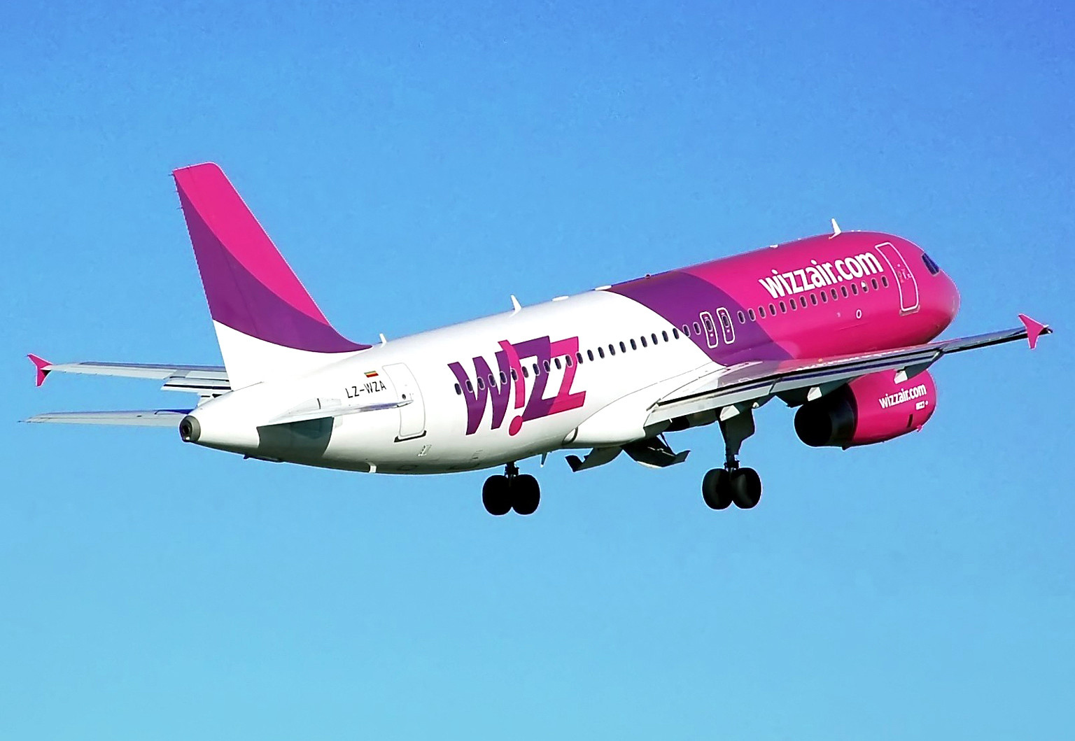 Compania Wizz Air își anunță planurile pentru România în anul 2016