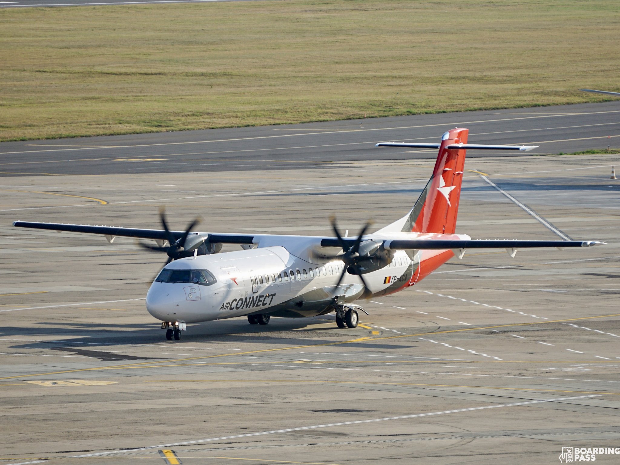 AirConnect (România) va opera zboruri pentru AeroItalia