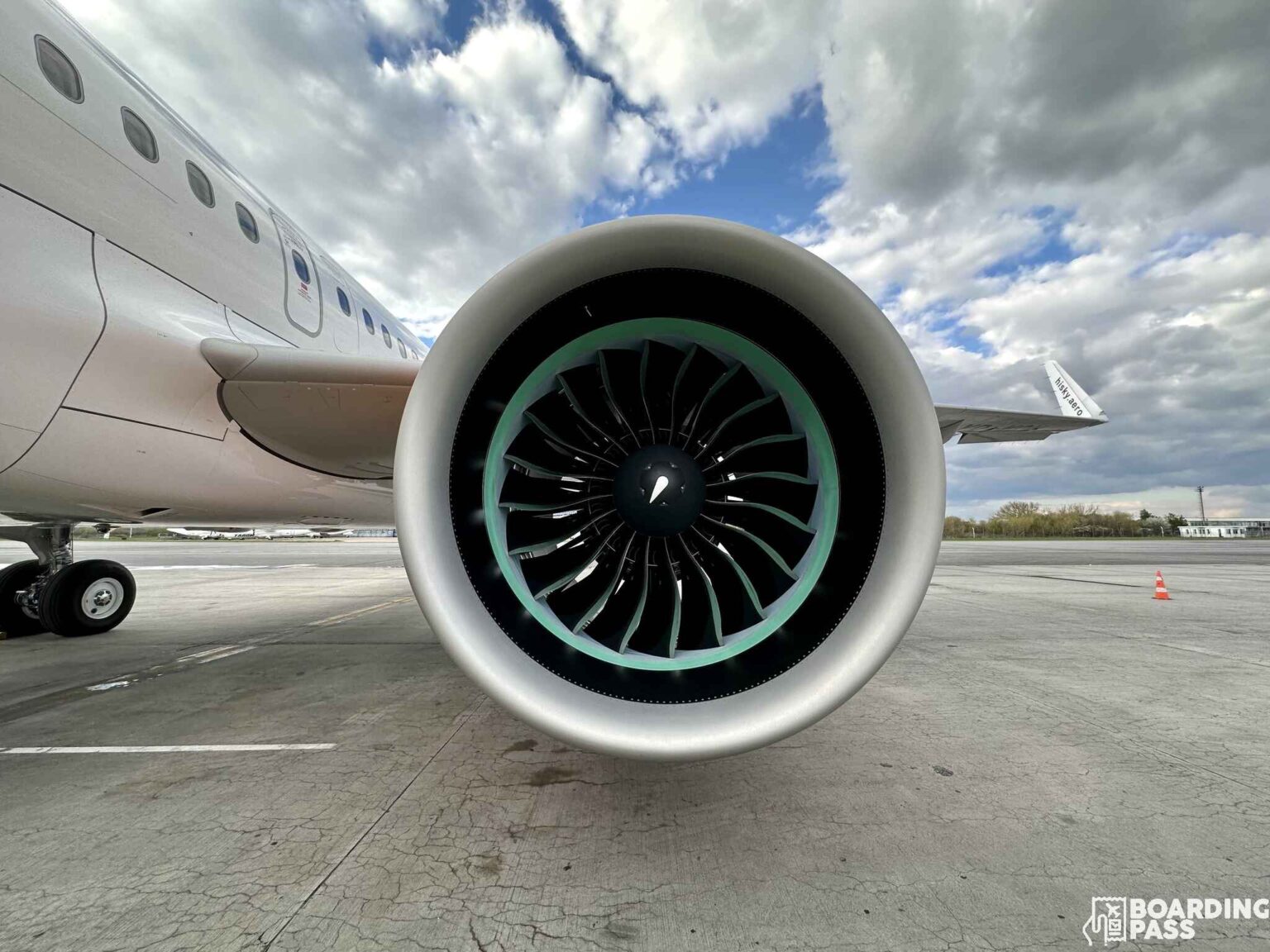 Primul zbor comercial al HiSky cu Airbus A321neoLR