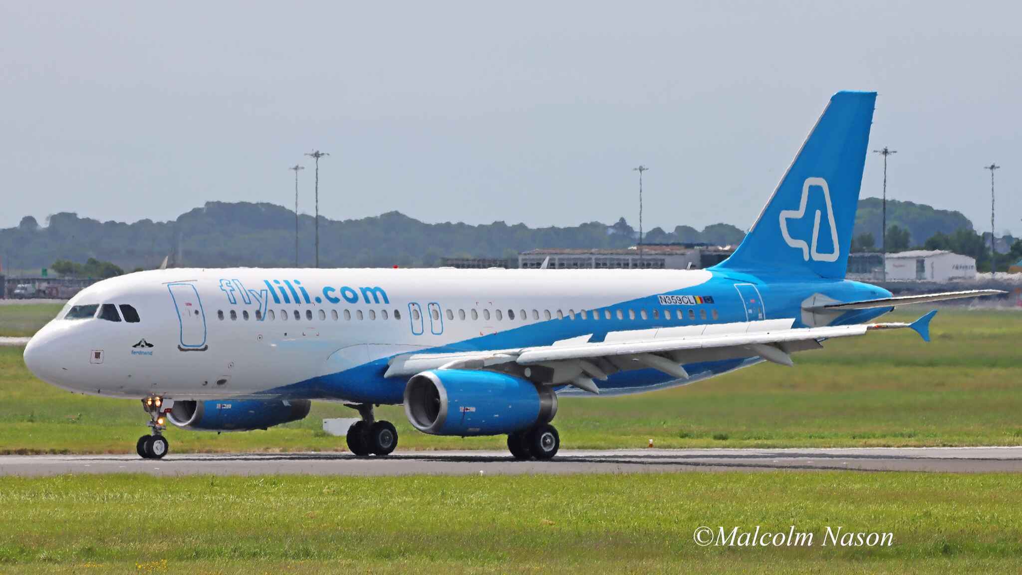 Al treilea avion al Fly Lili (România) a fost vopsit și va fi livrat în ...