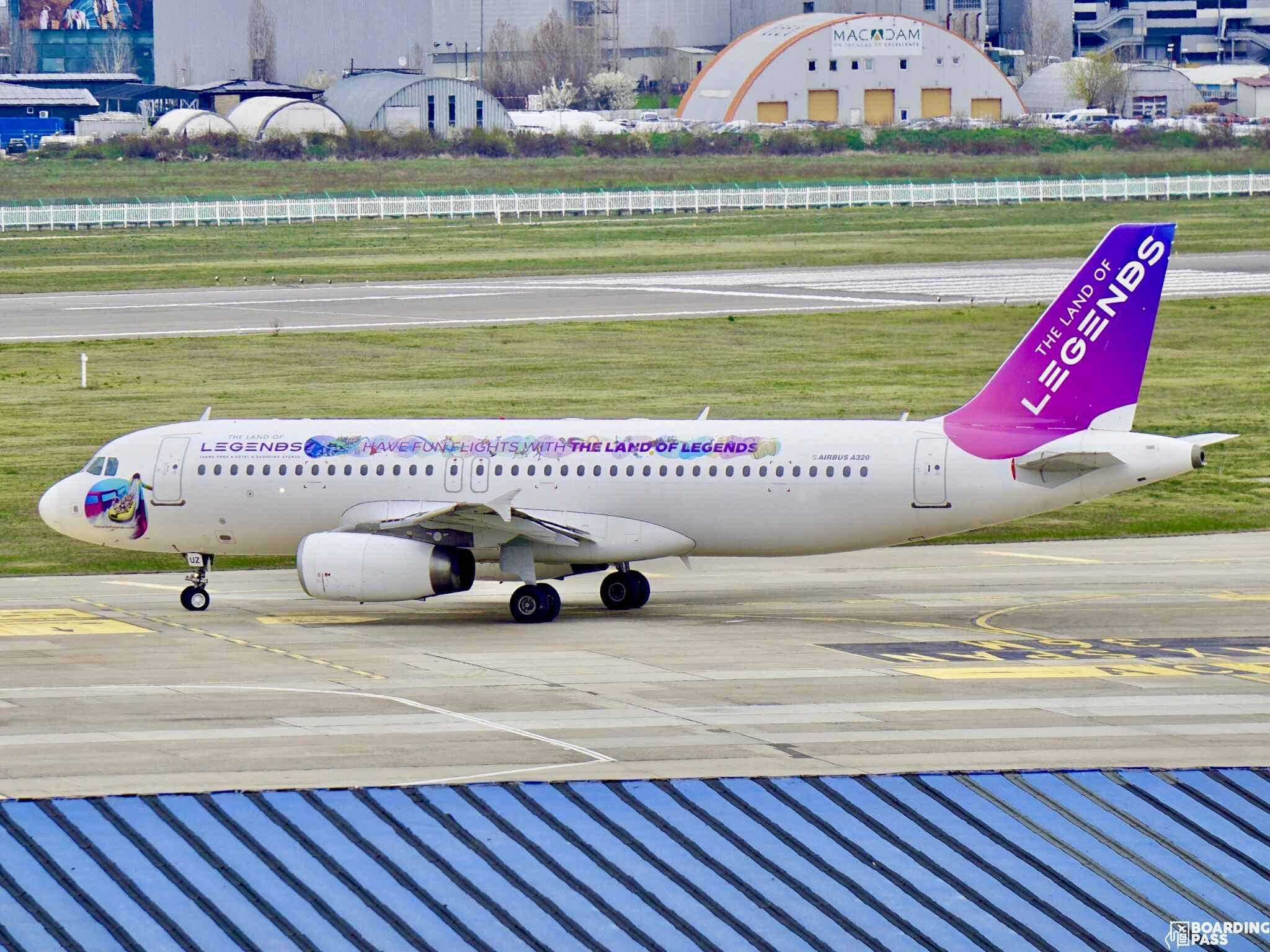 Bees Airlines a obținut Certificatul de Operator Aerian în România