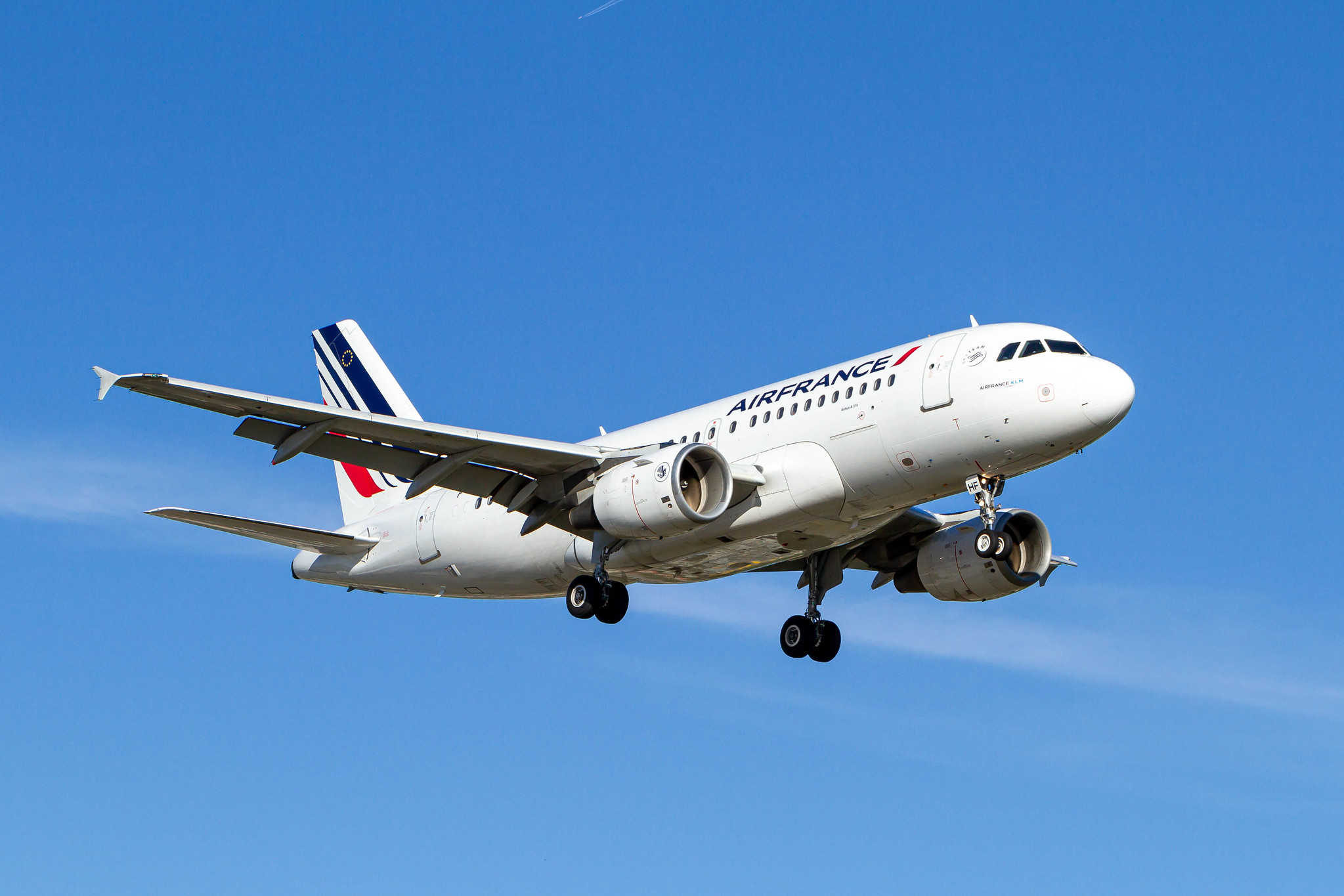 Un zbor Air France spre București a aterizat de urgență în Budapesta