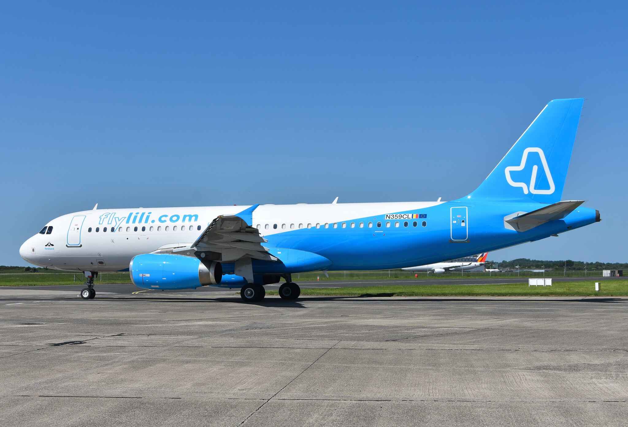 Fly Lili (România) amână din nou debutul rutelor de la Sibiu