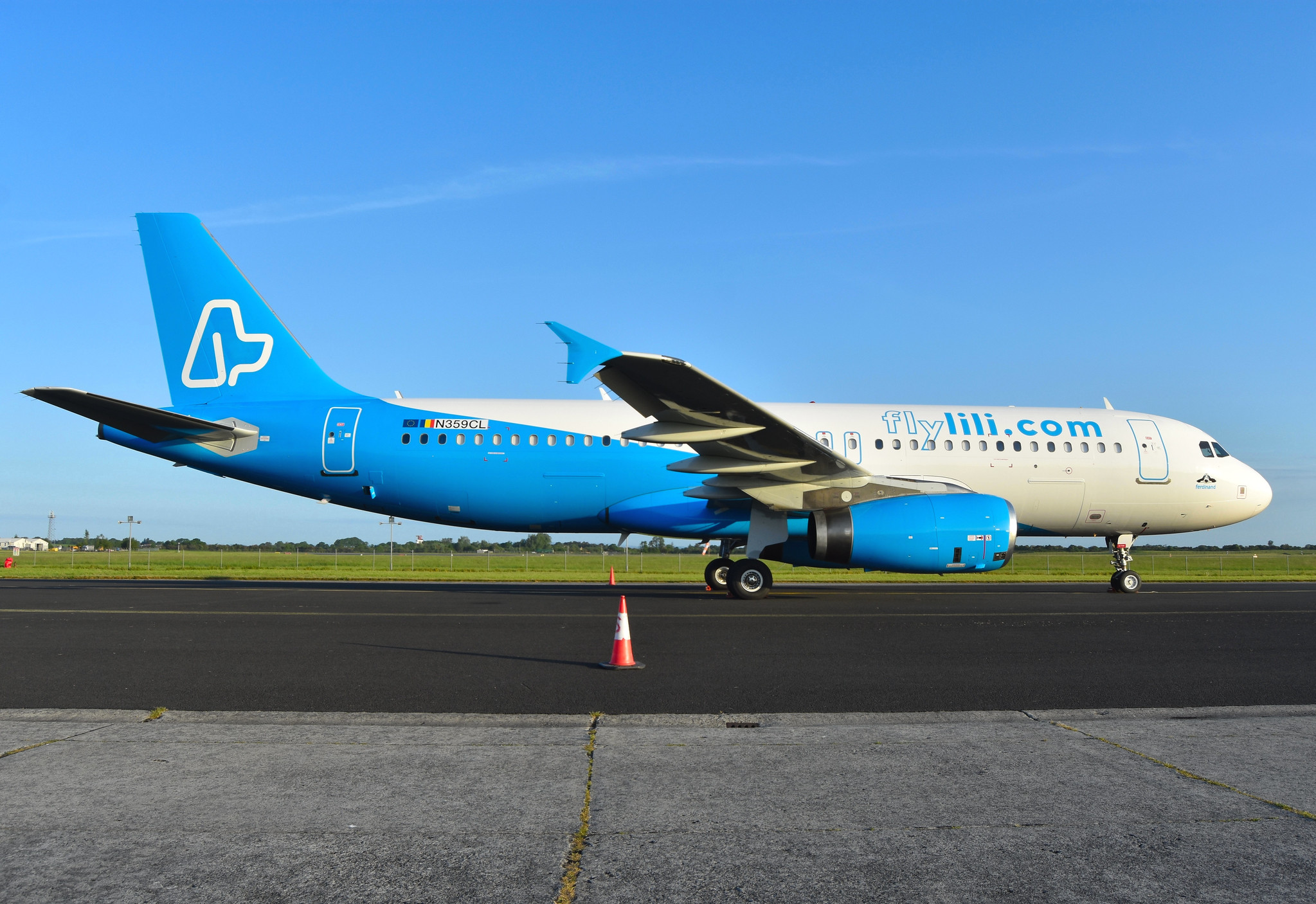 Fly Lili (România) va relua zborurile de la Brașov abia în august 2024