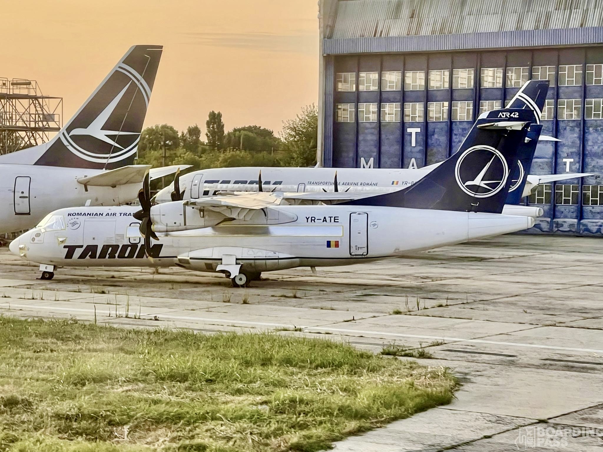TAROM elimină o taxă percepută pentru biletele vândute prin canalele ...