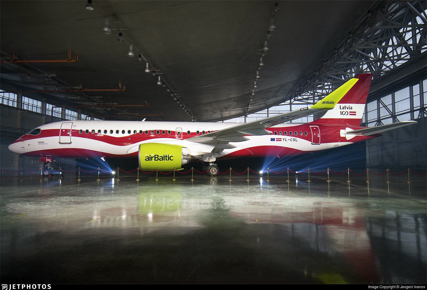 airBaltic a vopsit un Airbus A220-300 într-un livery special cu ocazia ...